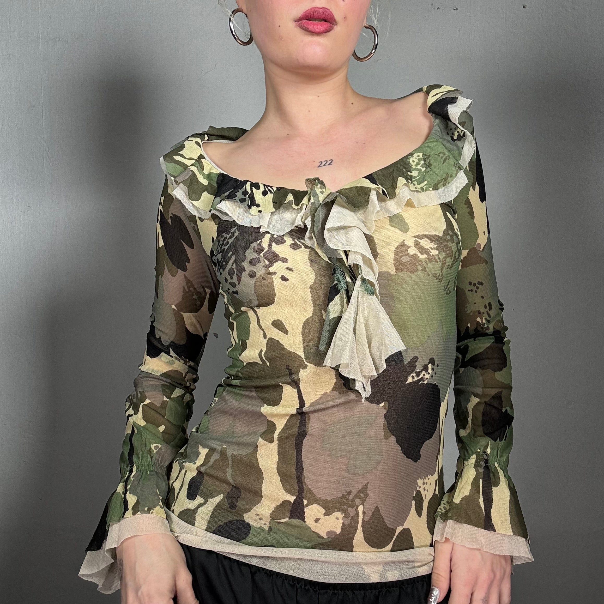 Vintage 90’s Cute Camouflage Long Sleeve Top with Ruffle Trim (S ...