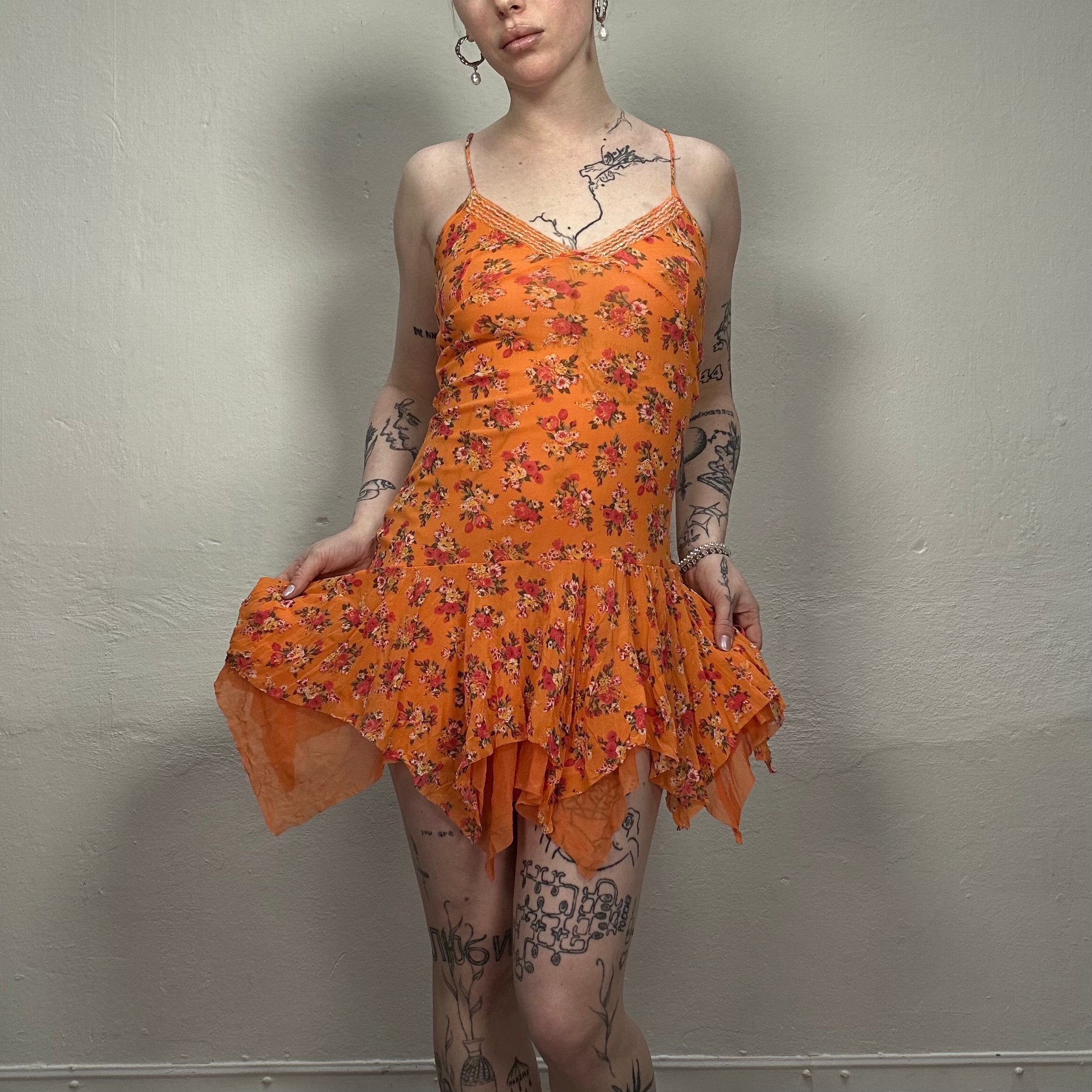 Vintage 2000's Cute Orange Floral Print Mini Dress (S) – Michelle Tamar
