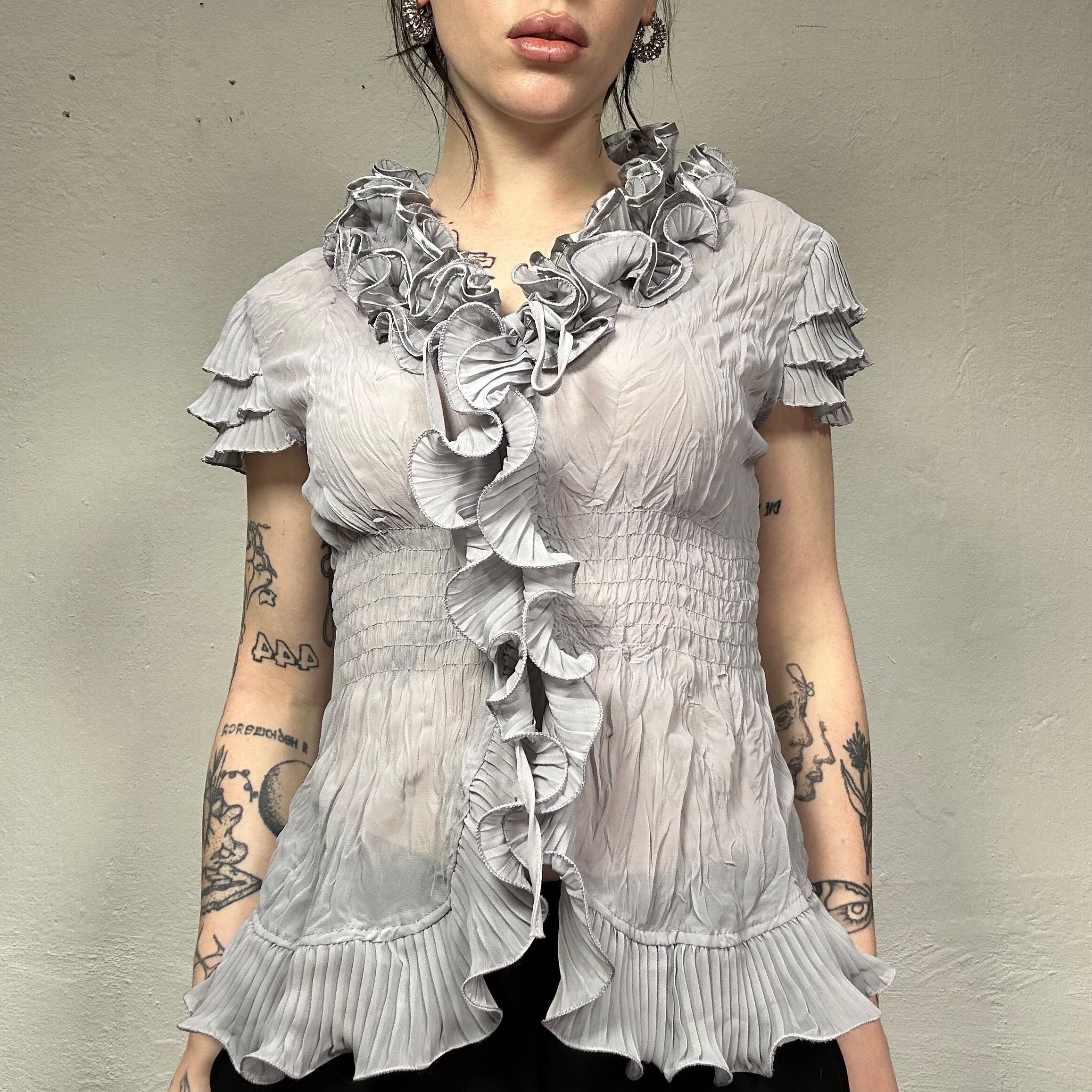 Vintage 90’s Romantic Grey Ruched Ruffle Top (M) – Michelle Tamar