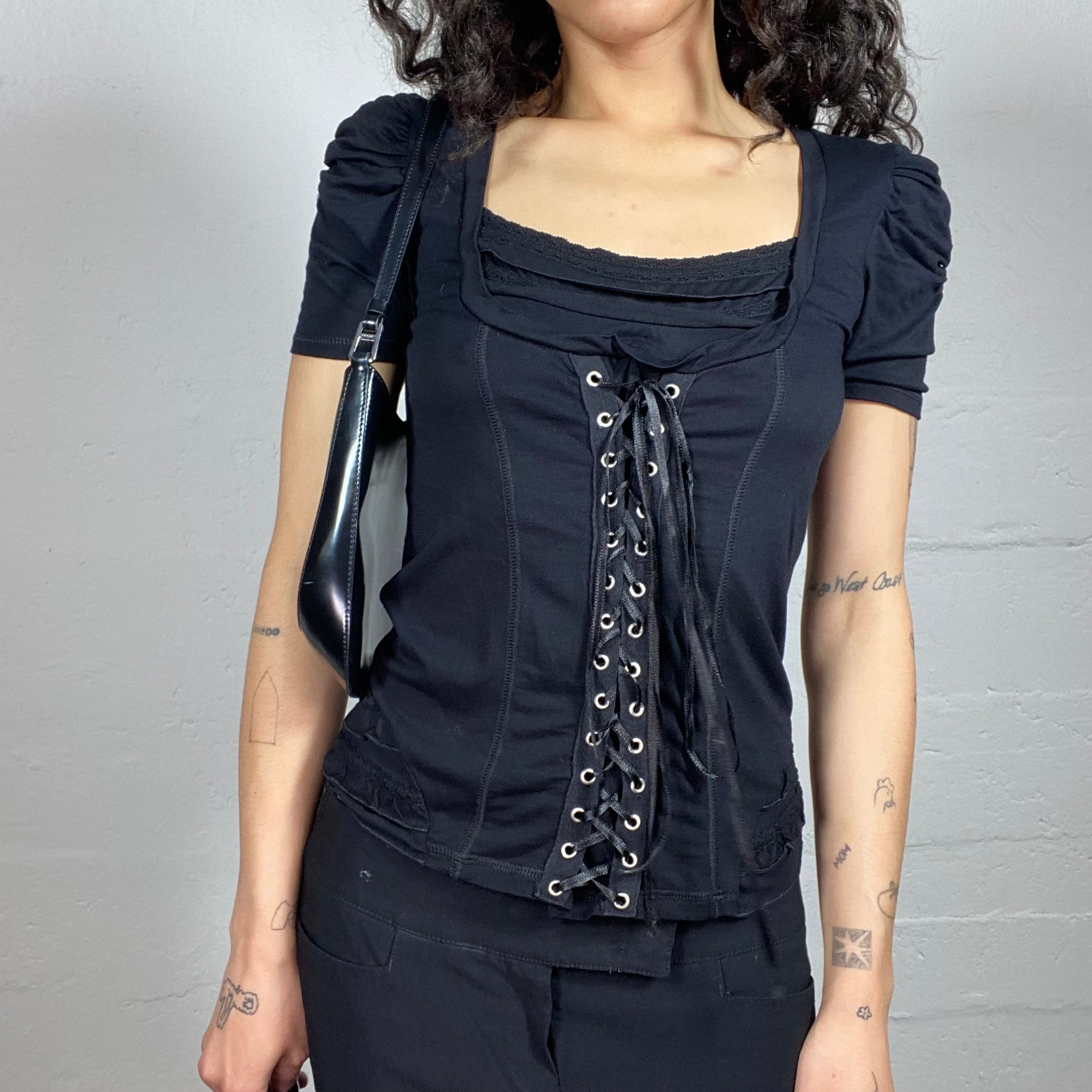 Vintage 2000's Gothic Corset Style Lace Up Shortsleeved Black Top (S ...