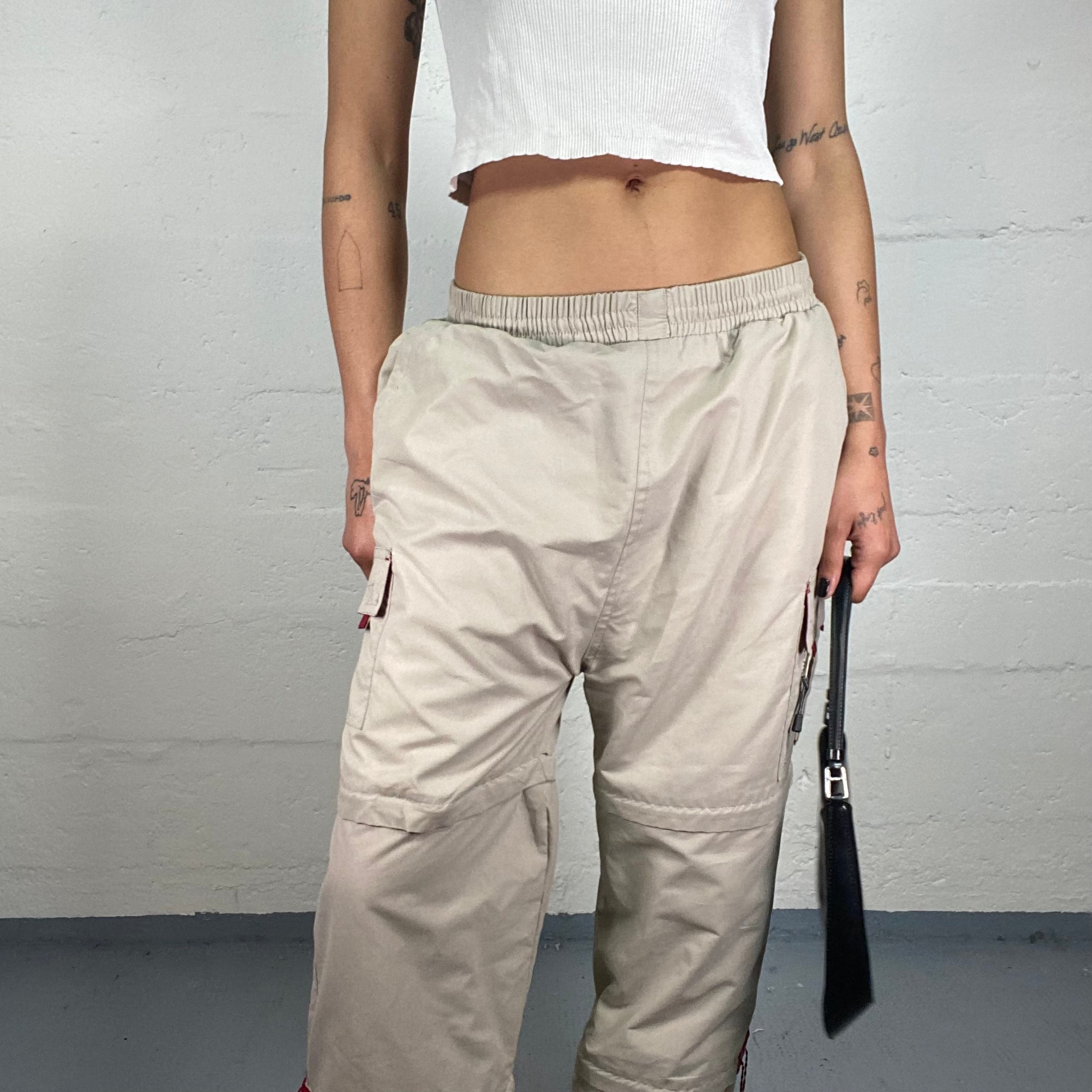 Vintage 2000's Hip-Hop Beige Baggy Cargo Pants with Big Pockets (M ...