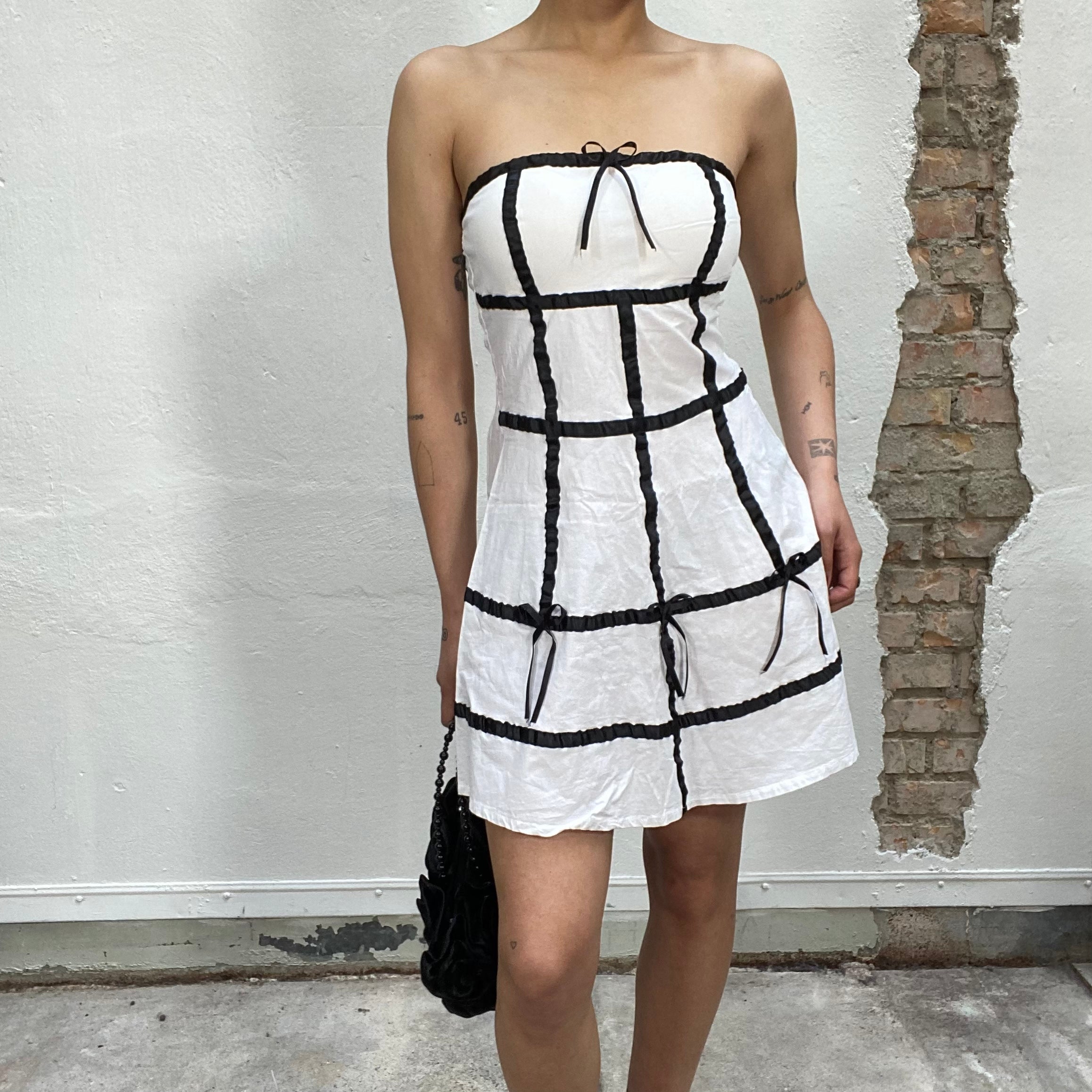 Vintage 2000's French Night Out White Strapless Dress with Black Ribbo ...