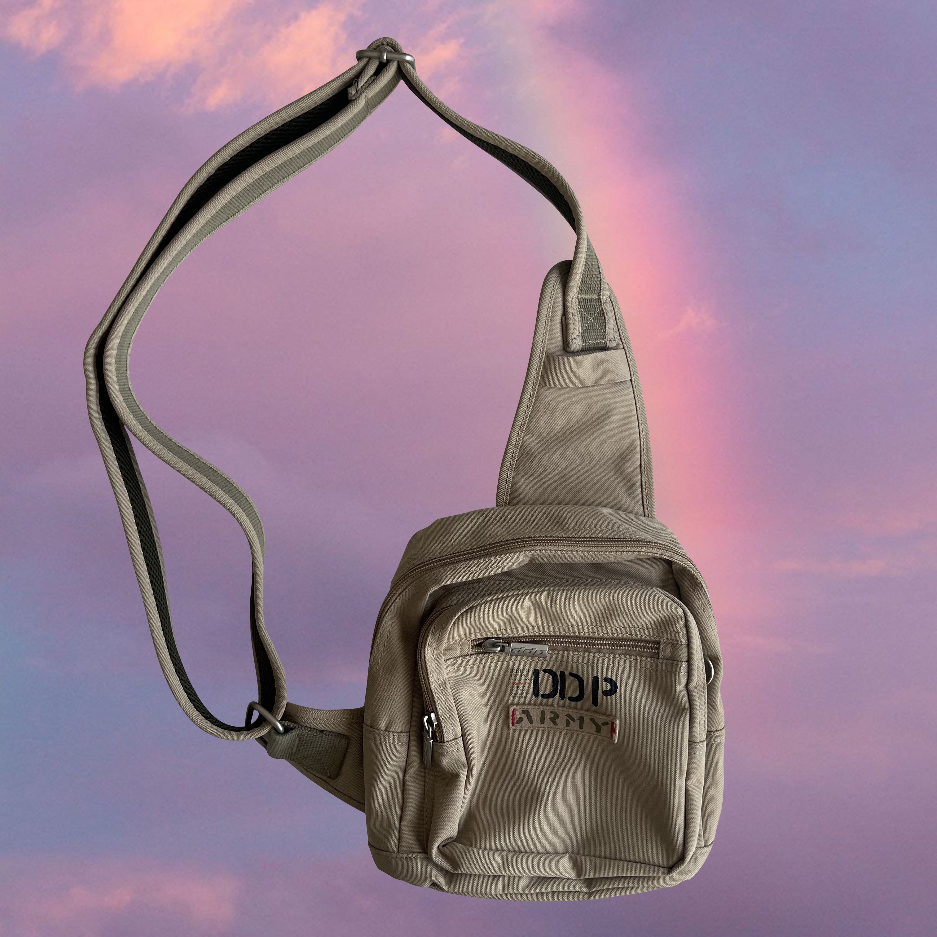 Vintage 90's Techwear Tan One Shoulder Mini Backpack – Michelle Tamar